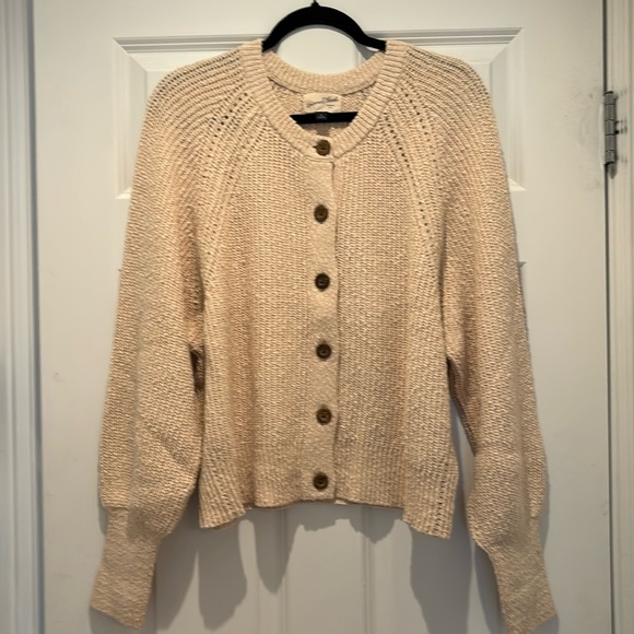 Universal Thread | Sweaters | Universal Thread Cream Chunky Knit ...